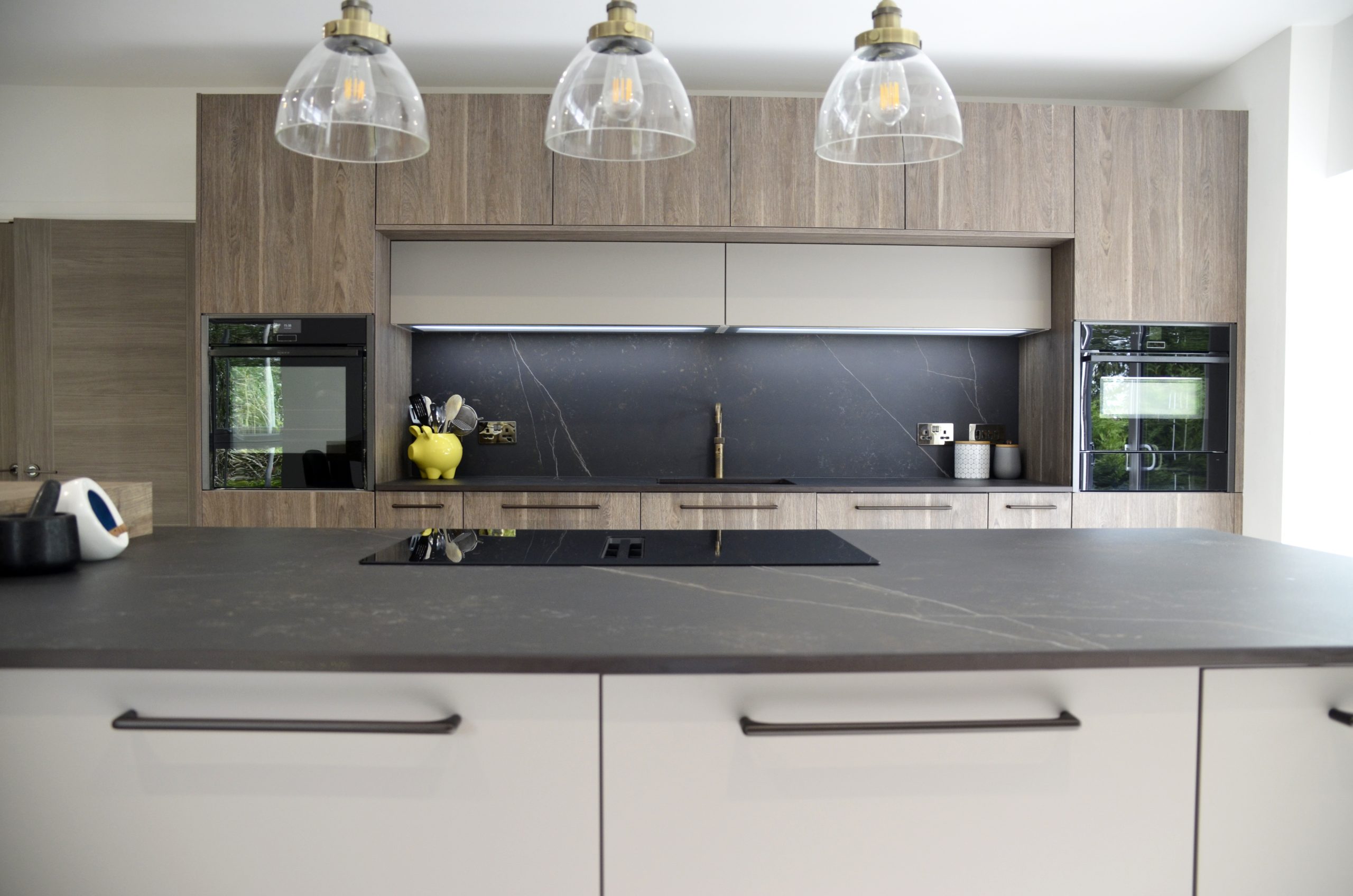 KF Kitchen: Creating that ‘WOW’ factor - OM Media Group